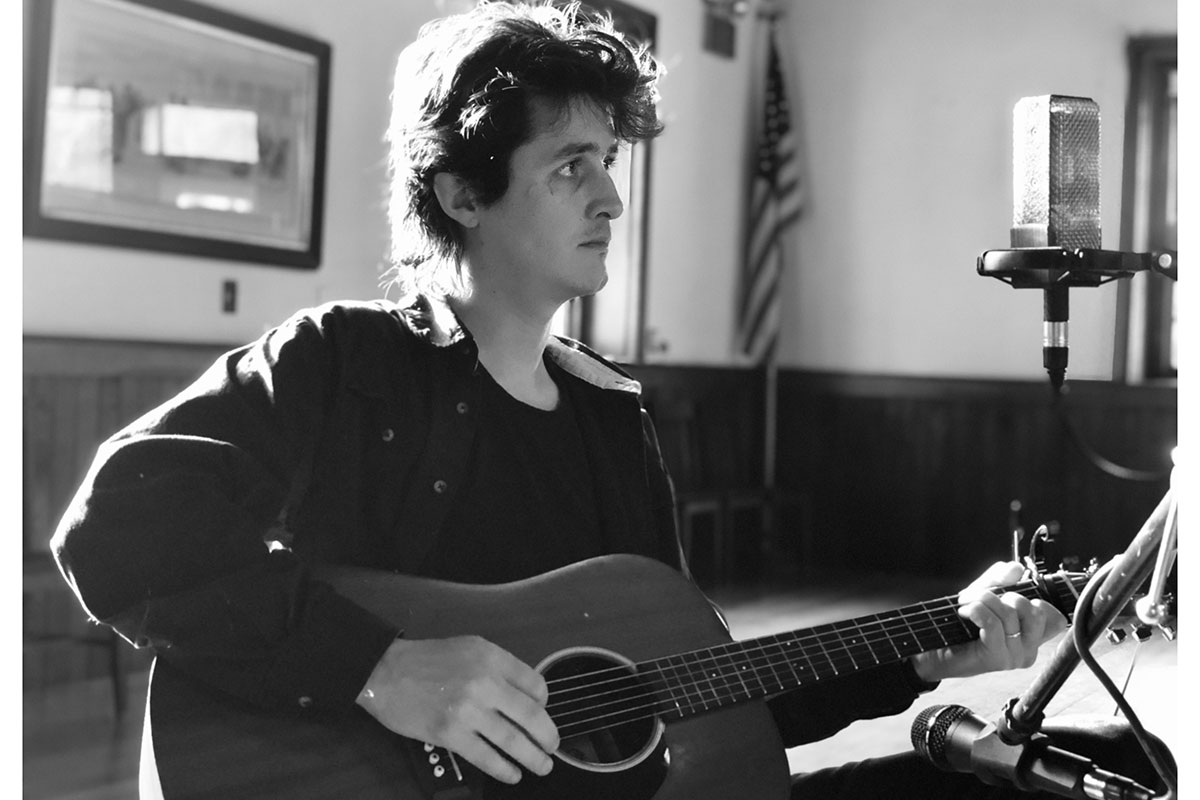 Hudson Valley Folk-Rocker William Lawrence Writes Timeless Tunes