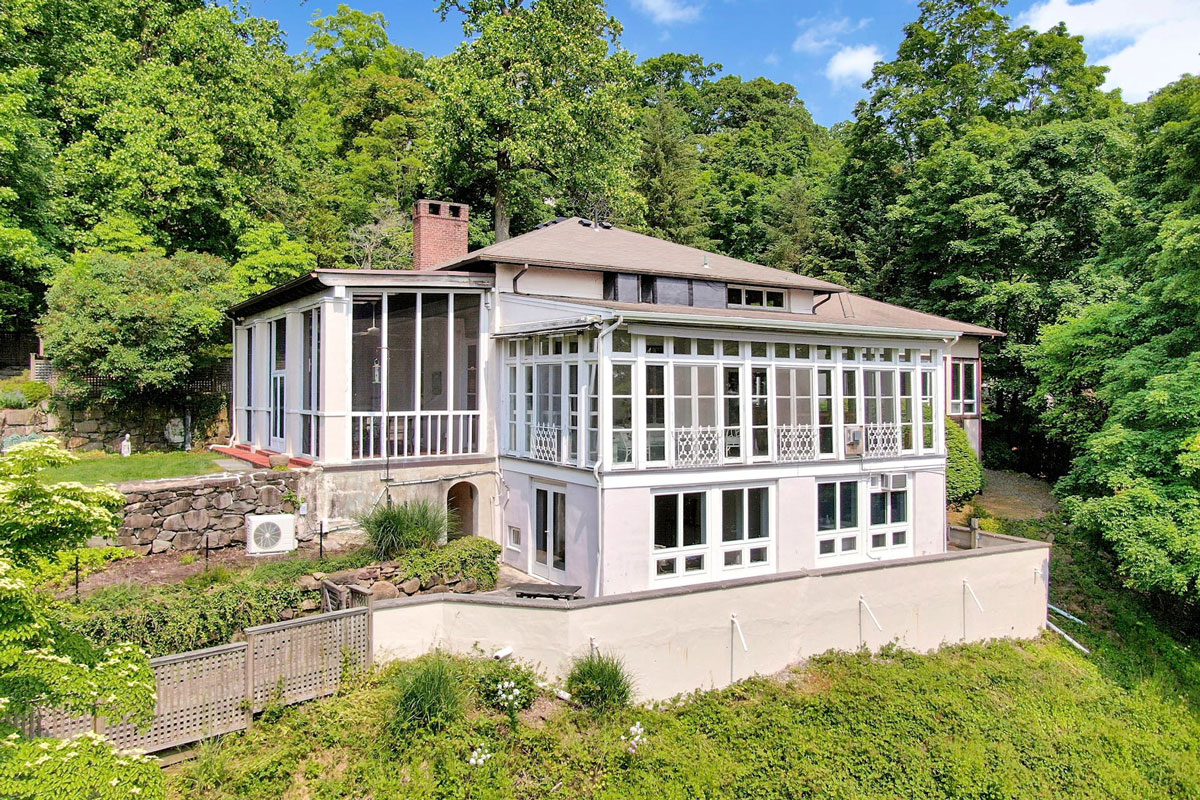 Moon River: This Rockland County Home Has a Famous Designer