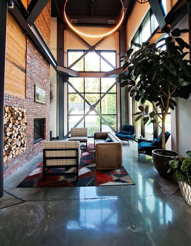 The James Newbury Hotel Is a Riverside Resort in Coxsackie