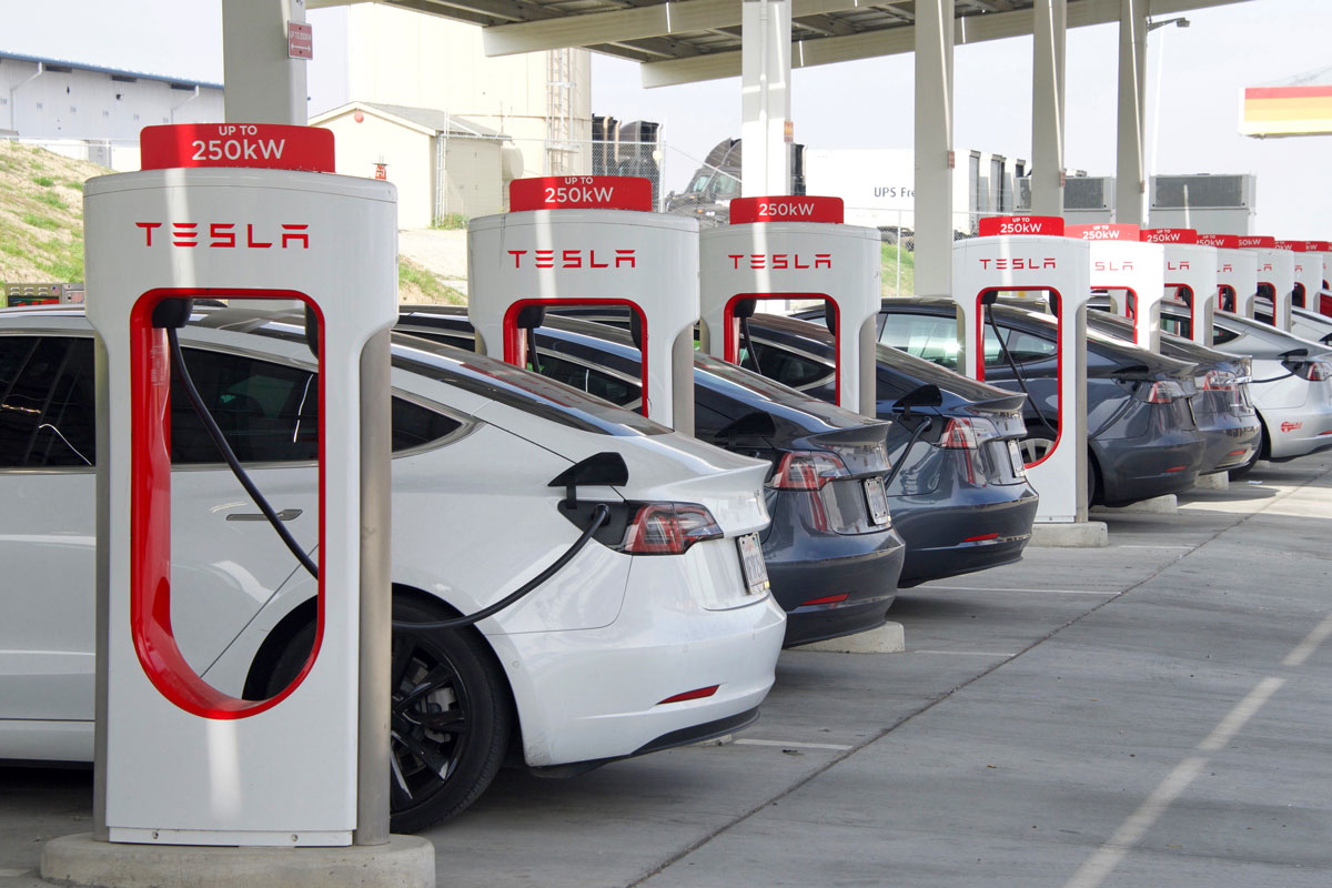 Tesla Taps Into Orange County With Plans for a Distribution Center