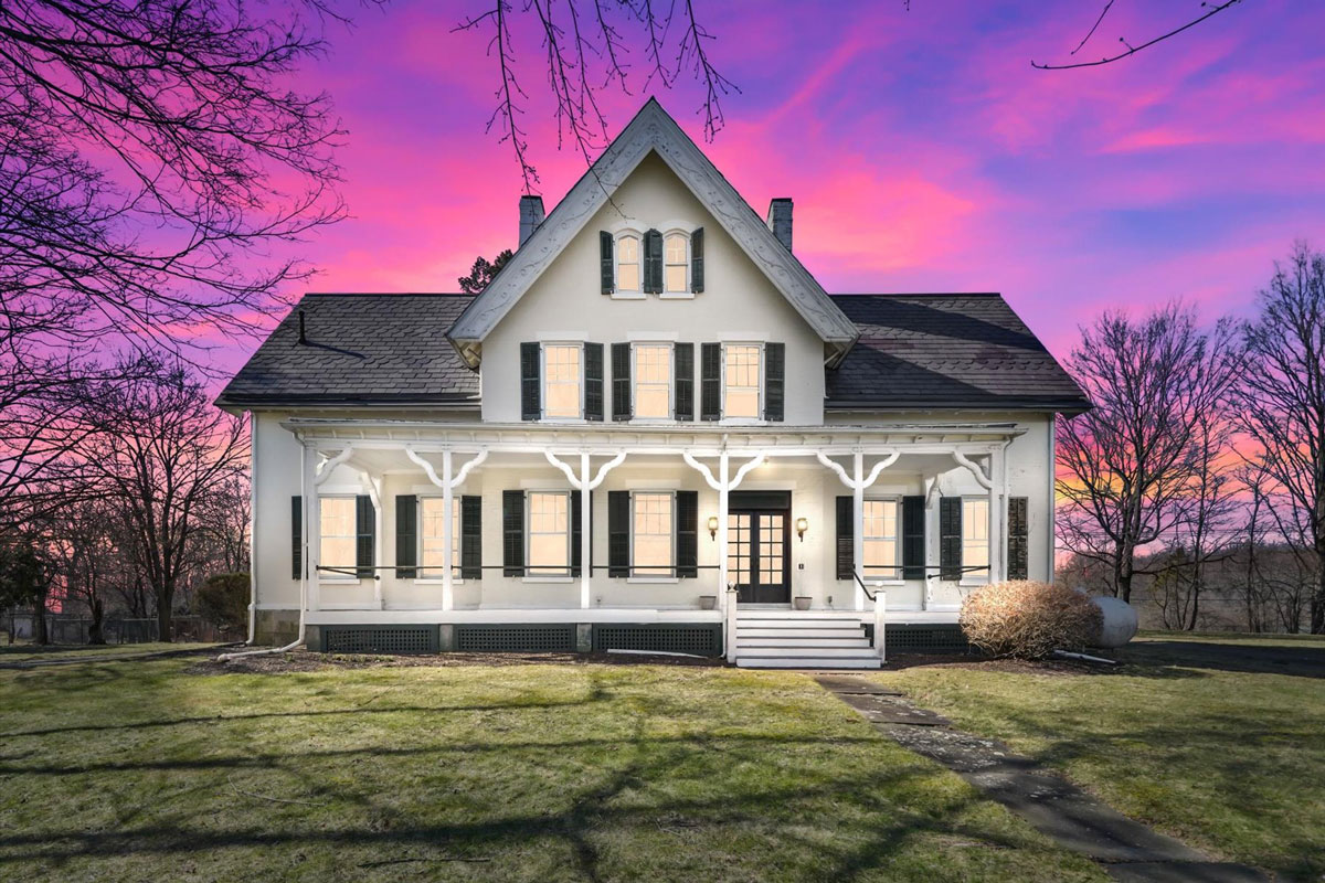 Brook Manor Is an 1851 Farmhouse Estate in Chester