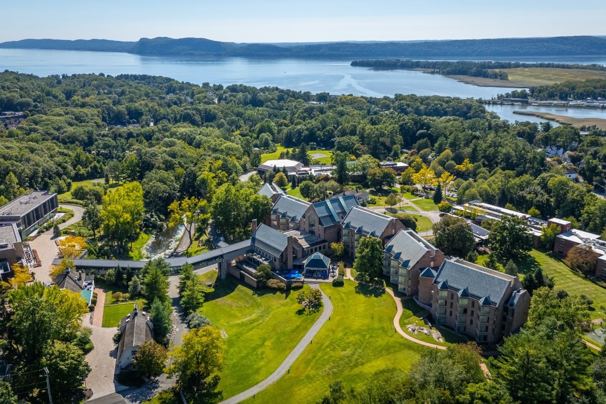 Windrose on Hudson Hosts Events in a Historic Ossining Building