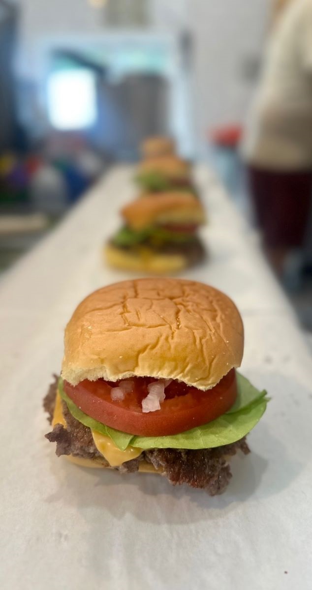 Big Bear Burgers Serves Drive-Through Eats in Greenwood Lake