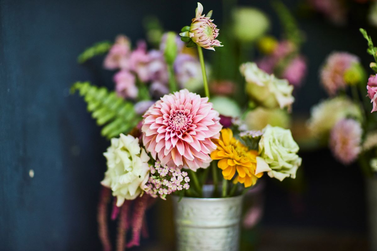 Wilbir Embraces Seasonal Floral Design in Cold Spring