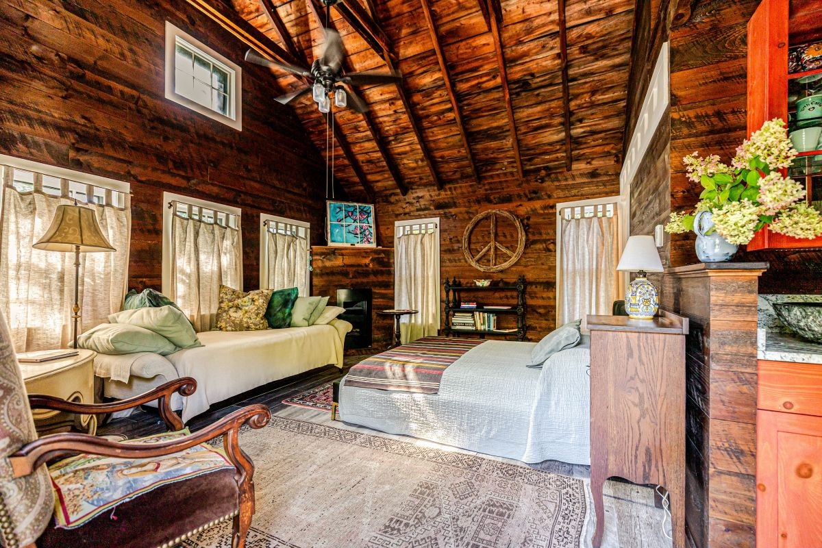 The Bearsville Record House Is an Iconic Property in Woodstock