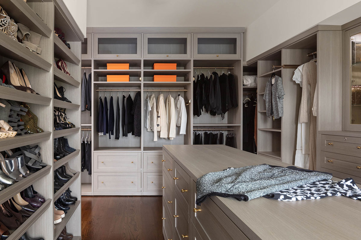 Smart Closet Organization Tips