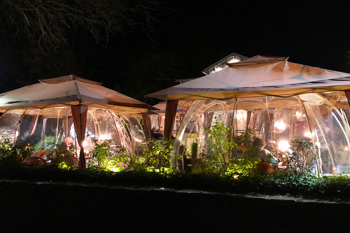 Dig Into Barbecue Goodness Inside These Hudson Valley Dining Bubbles