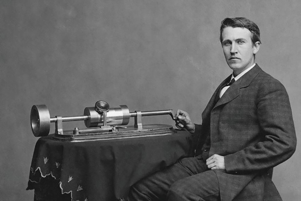 A Look at the History of Electricity in Newburgh