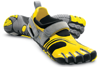 Barefoot Minimalist Running Shoes: Do Vibram Five Finger Shoes Hurt You ...